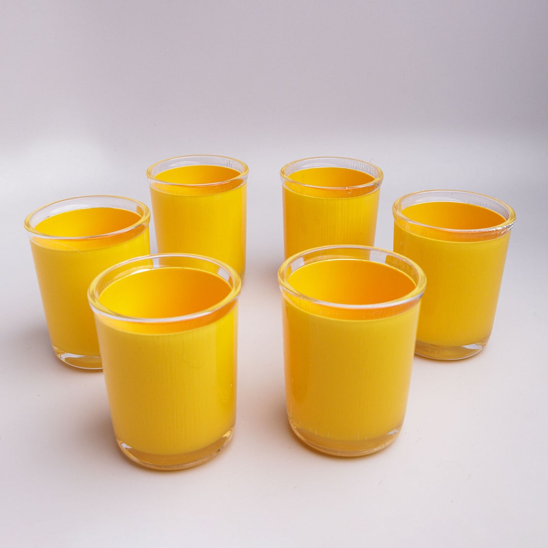 6 Yellow Plastic Tumblers. Hard Plastic 8 Oz. Made in Taiwan. 1970-80's ...