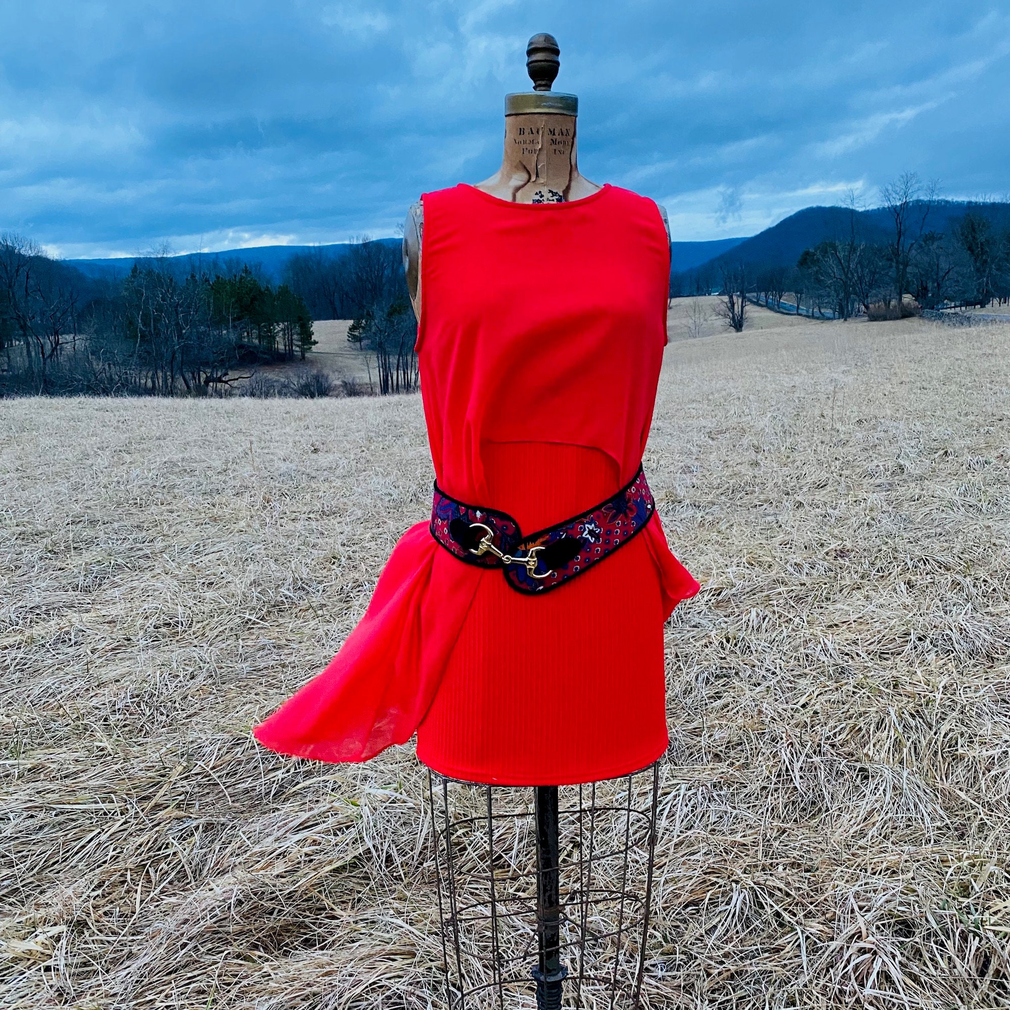 Vintage 1990s Ginnie Johanson Red Gold Statement Belt - Floral Black ...