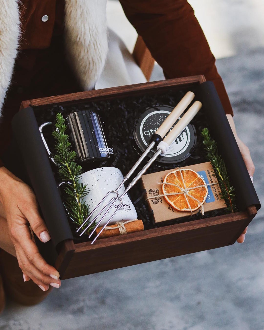 Personalized Luxury Campfire Gift Box - Portable Firepit, S'mores Kit ...