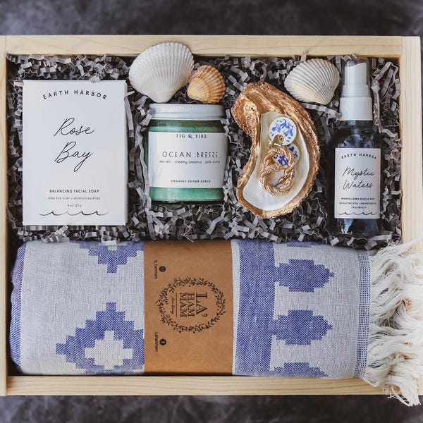 Coastal Gift Basket - 60+ Gift Ideas for 2025