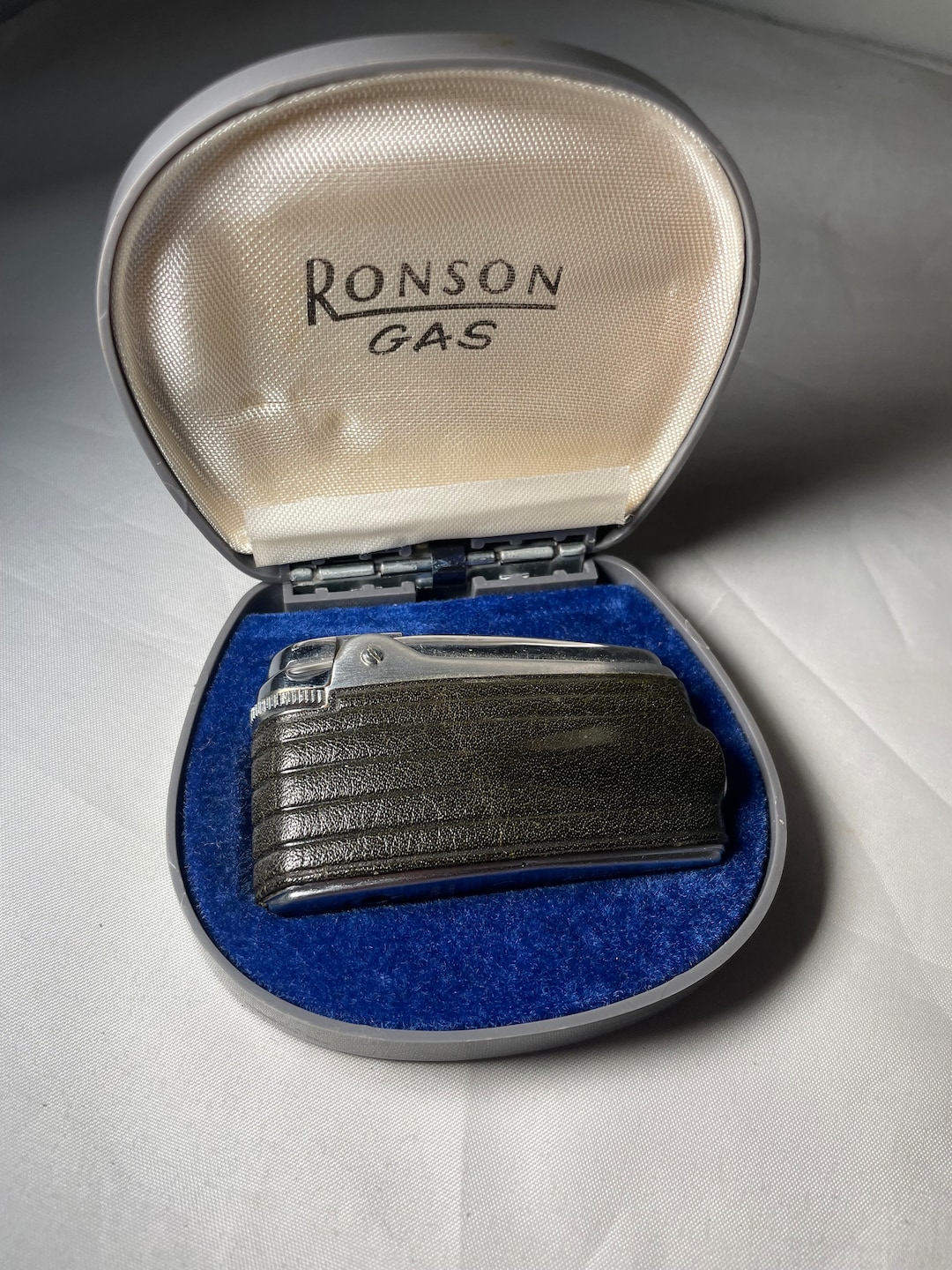 RARE Ronson Gas Vintage Table Lighter - Etsy