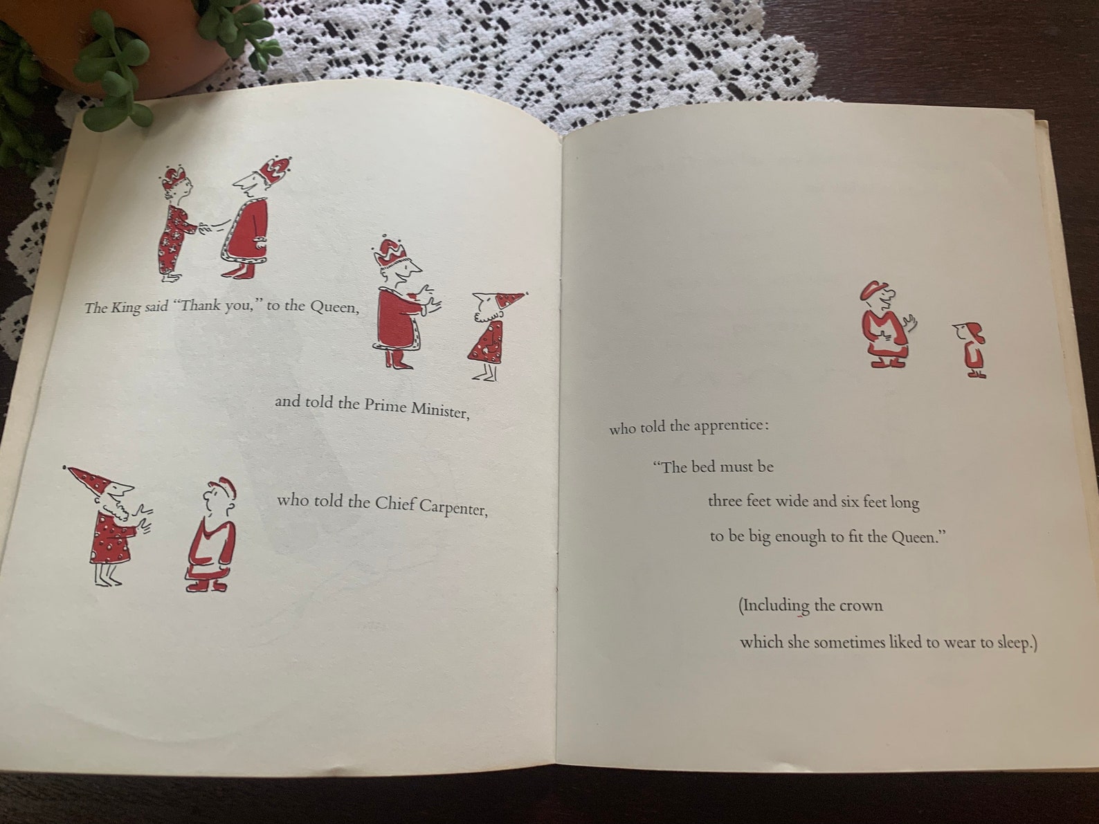 Vintage 1962 How Big is a Foot Book - Etsy