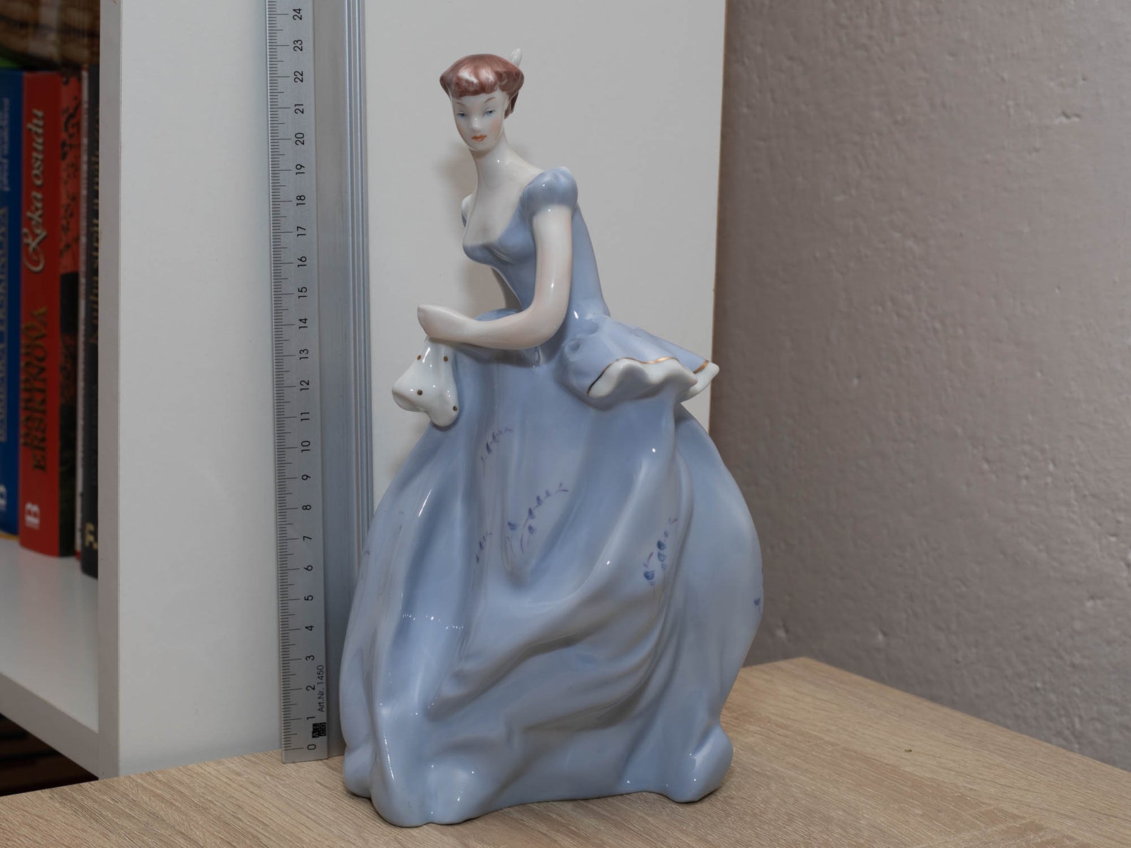 Porcelain Lady in Blue Dress Figurine Vintage Porcelain - Etsy