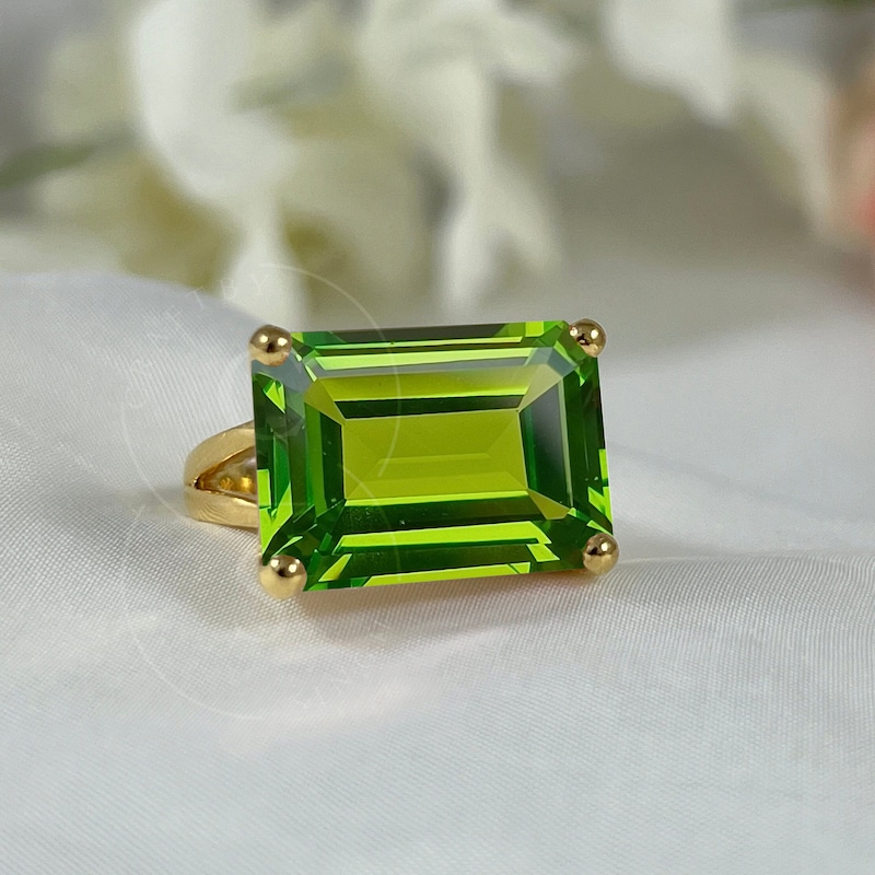 Peridot Ring - Etsy