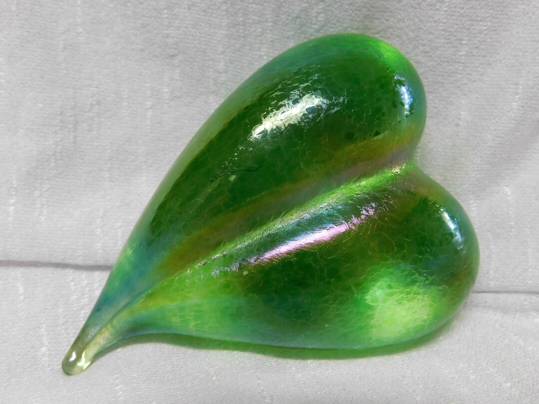 Robert Held Art Glass Lime Green Iridescent Carnival Heart Paperweight ...