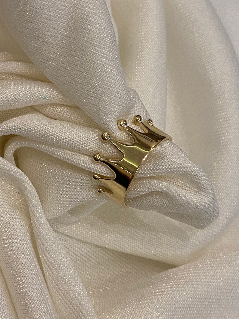 14K Gold Crown Ring, Dainty Gold Princess Crown Ring, Gold Princess ...