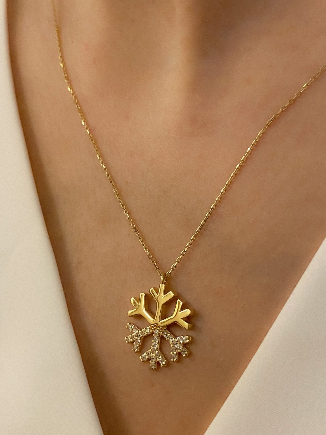 14K Solid Gold Snow Flake With Diamonds Necklace, Gold Snowflake ...