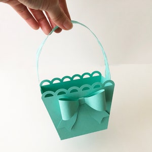 Bow Basket SVG Basket With Paper Bow SVG 3D Basket SVG Scalloped Basket ...