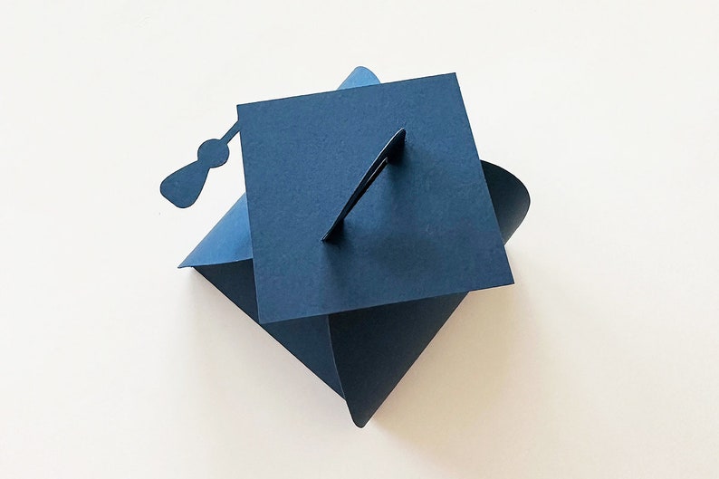 Graduation Cap Box SVG - Graduation Cap Gift Box Template - Twist Box ...