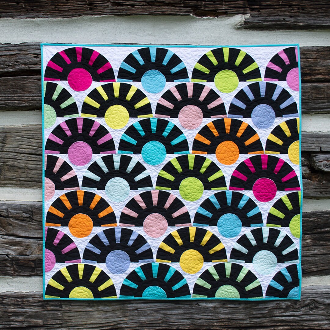 True Fabrics - Sunbeam - Quilt Kit - Sophisticated Solids (42" X 42 ...