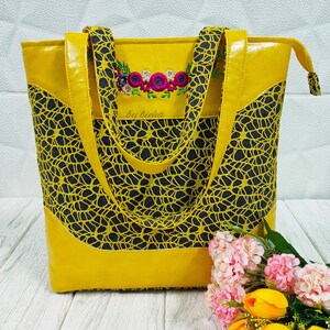 Momenta Tote Bag - Etsy