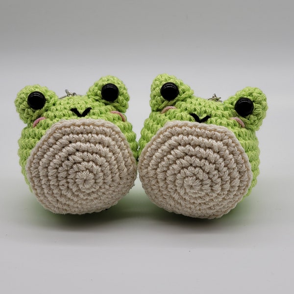 Crochet Frog Keychain - Etsy