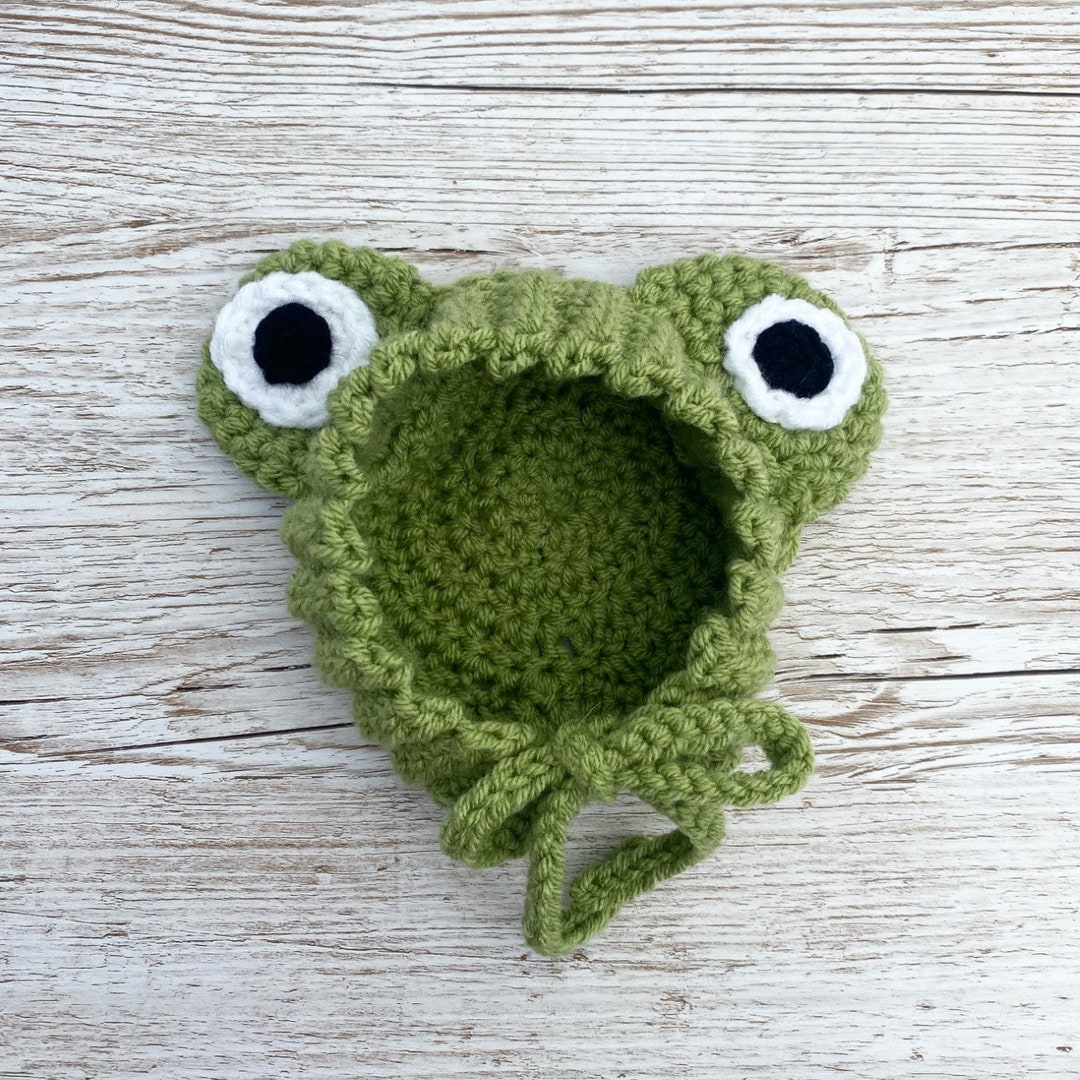 Frog Bonnet || Wildlife || Wilderness || Autumnal || Cosy || Woodland ...