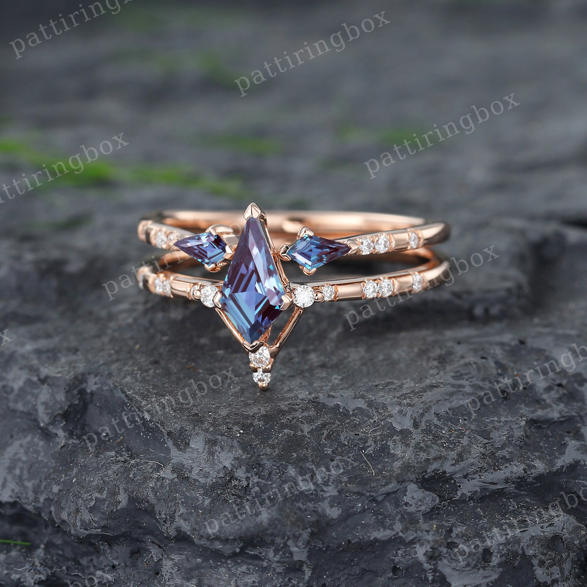 Kite Cut Alexandrite Engagement Ring Set Unique Rose Gold - Etsy