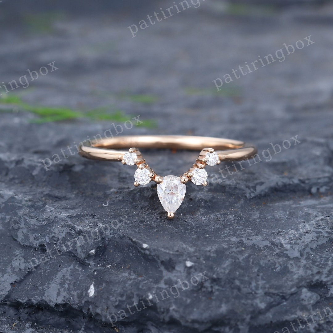 Vintage Pear Shaped Wedding Band Moissanite Diamond Rose Gold Curved ...