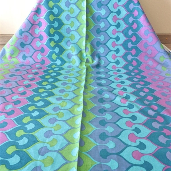 Groovy Fabric - Etsy