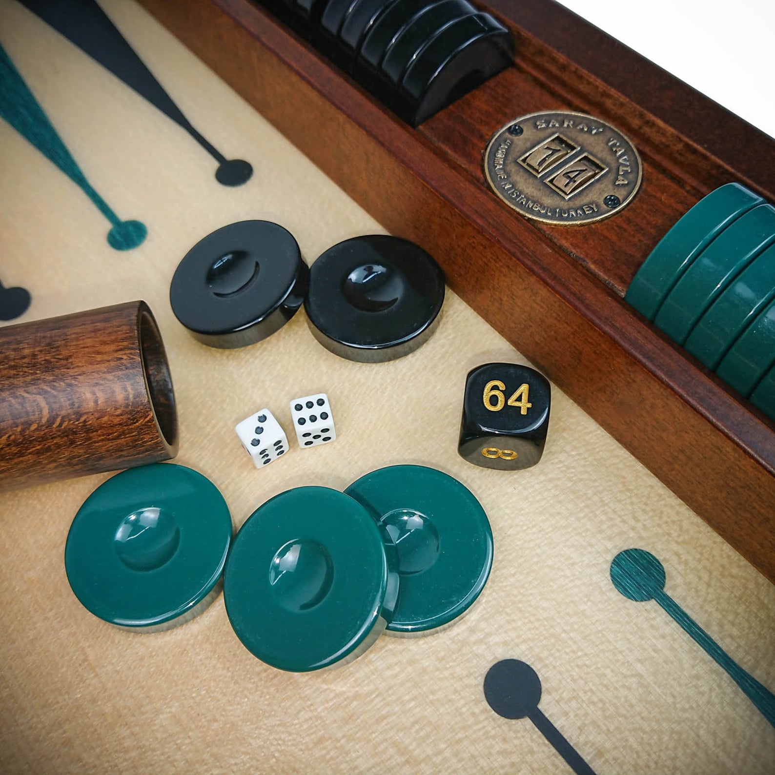 Premium Personalized Backgammon Set in Maple-green Handmade - Etsy