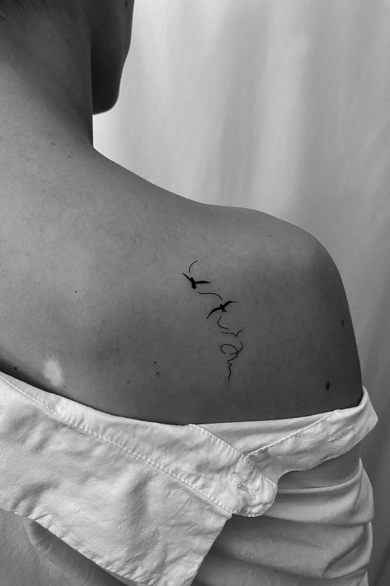 Flying Birds Temporary Tattoo Set Of 2 Small Flying Birds Etsy
