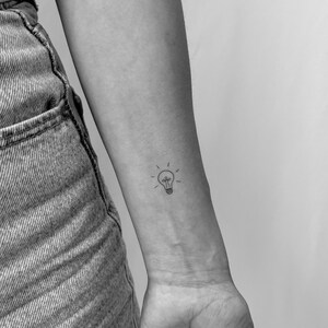 Tiny Lightbulb Temporary Tattoo (set of 3) / Creative Inspiration Fake ...