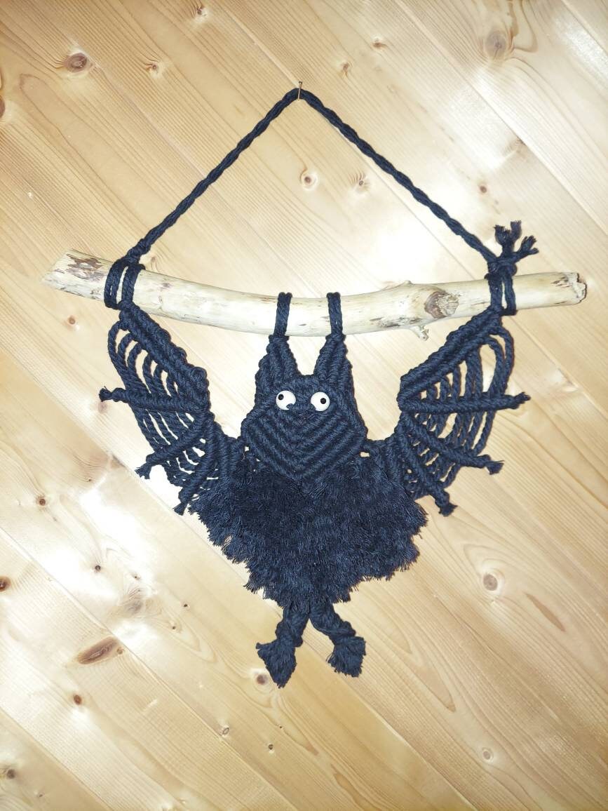 Macrame Bat Wall Decor Door Hanging Halloween - Etsy