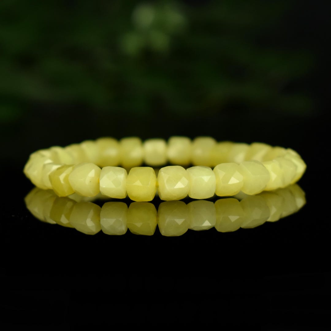 Serpentine Jade Lemon Bracelet 7mm Faceted Square Beads - Serenity ...