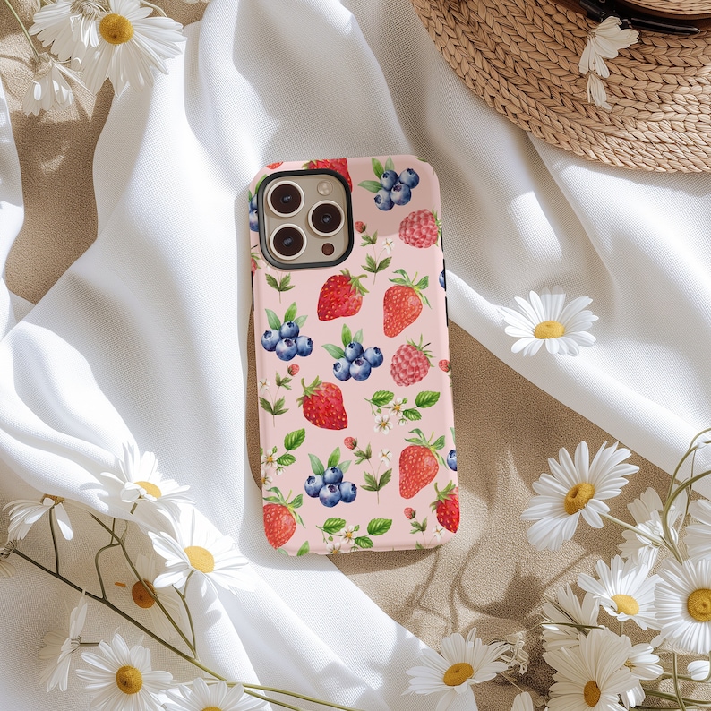 Fruits Strawberry Blueberry Aesthetic Phone Case iPhone 15 iPhone 14 ...