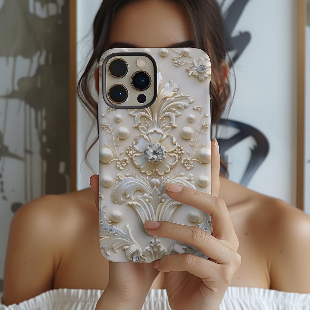 Queen Damask Pearl 3D Graphic Phone Case Cover for iPhone 16, 15, 14 ...