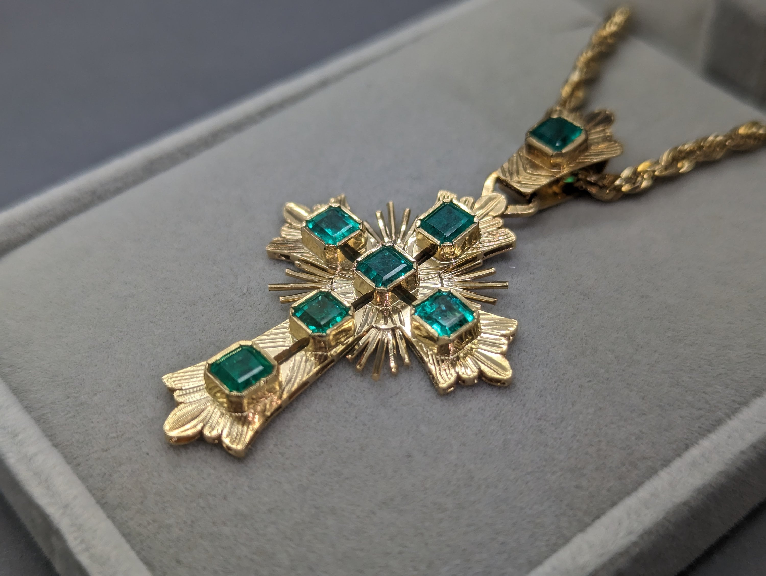 Vintage 18K Solid Gold Radiating Cross X7 Natural Columbian Emeralds - Etsy