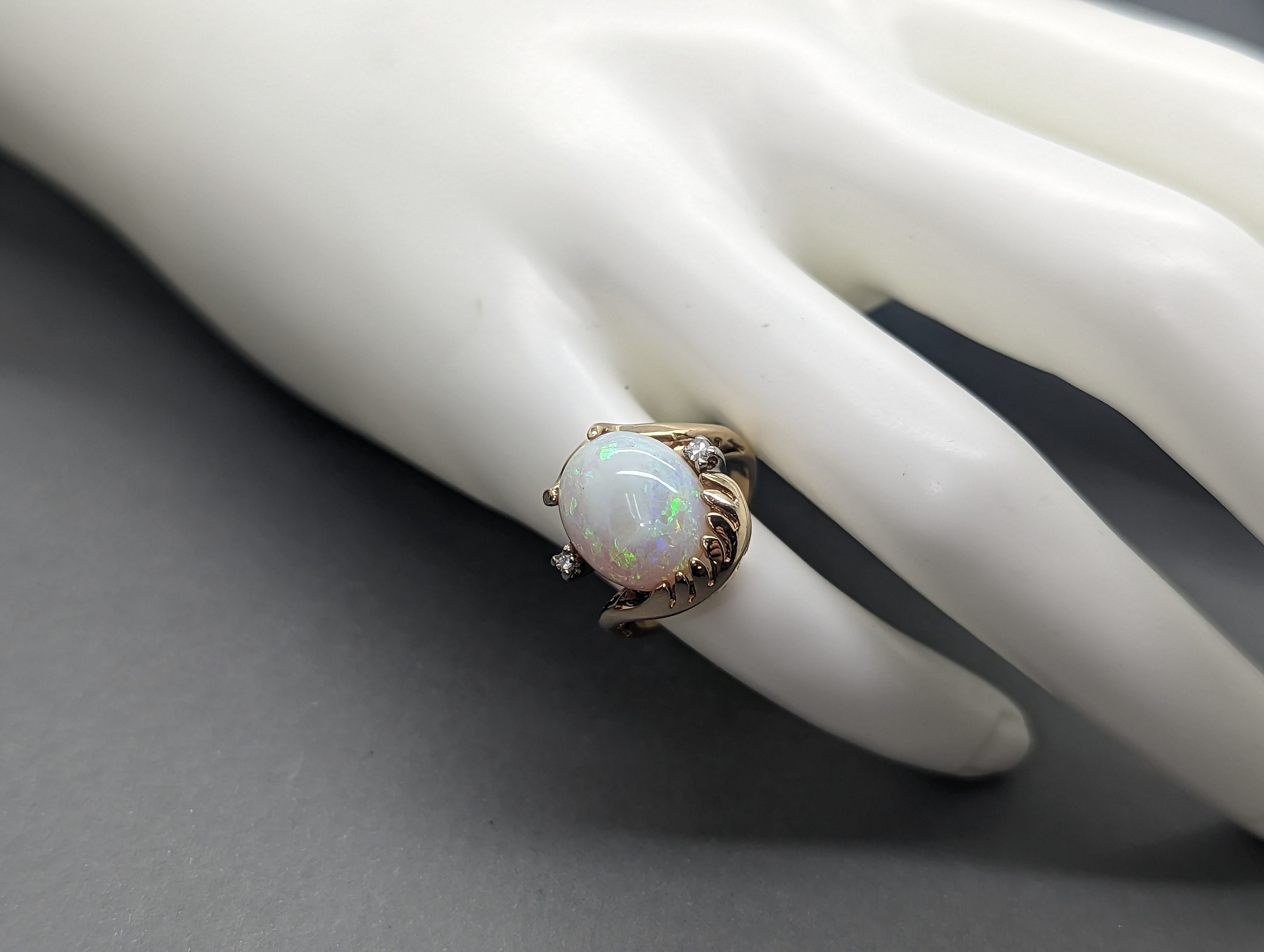 Vibrant 4.3ct Opal & X2 Natural Diamonds 14K Yellow Gold - Etsy