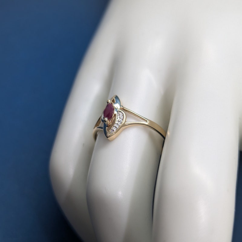 Small Ruby Ring - Etsy