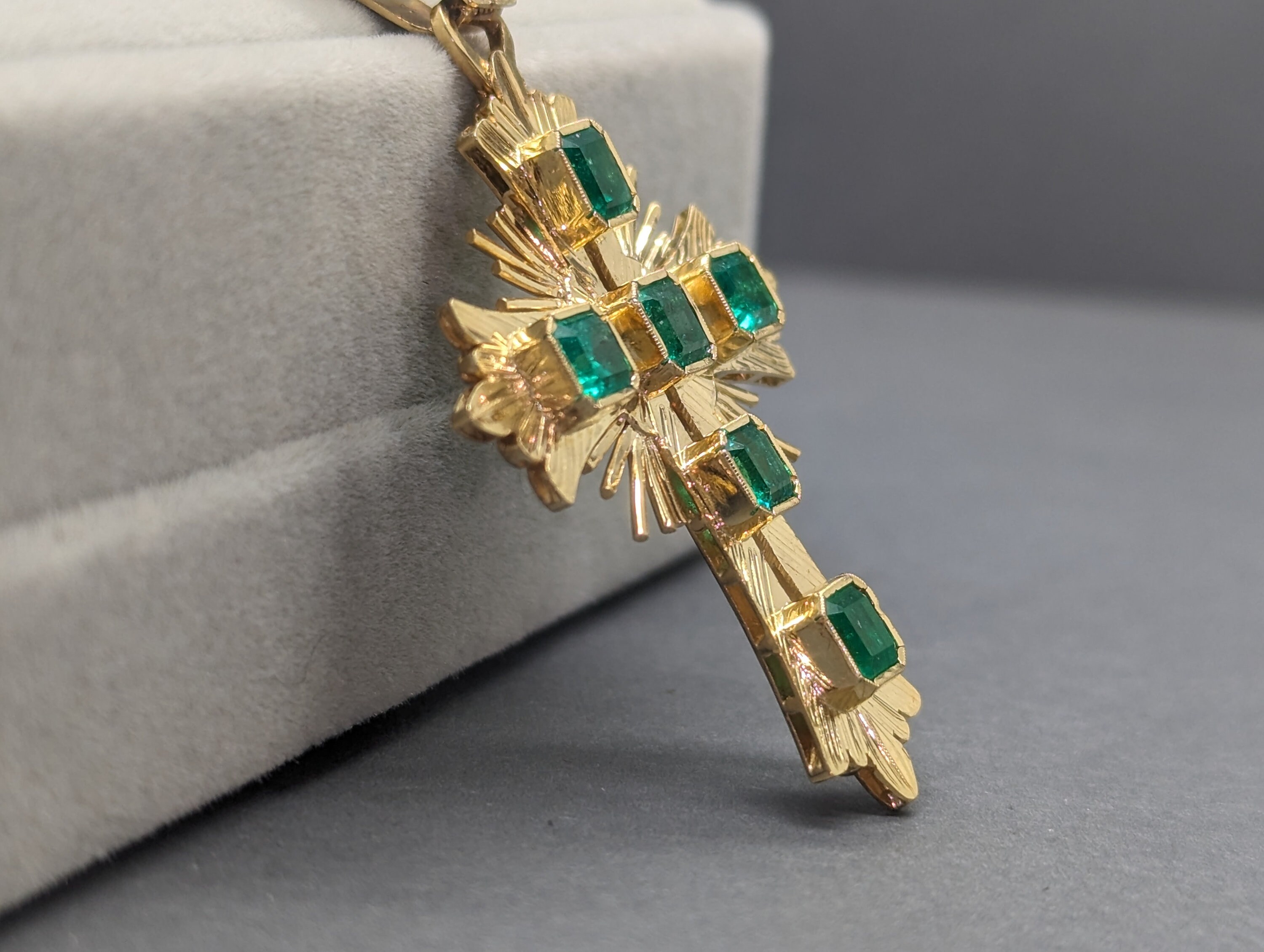Vintage 18K Solid Gold Radiating Cross X7 Natural Columbian Emeralds - Etsy