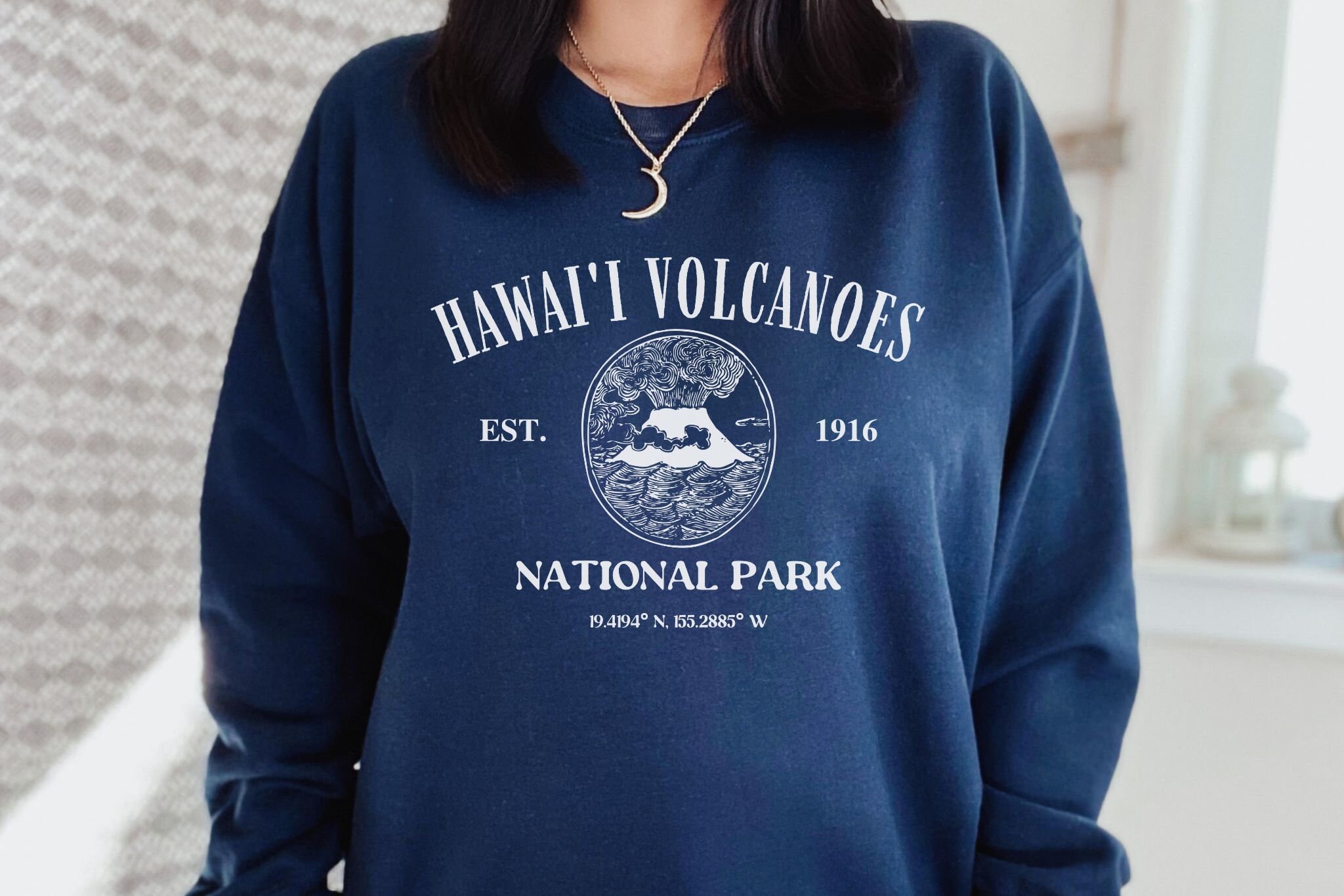 Hawai'i Volcanoes National Park Sweatshirt/ Vintage Hawai'i Volcanoes ...