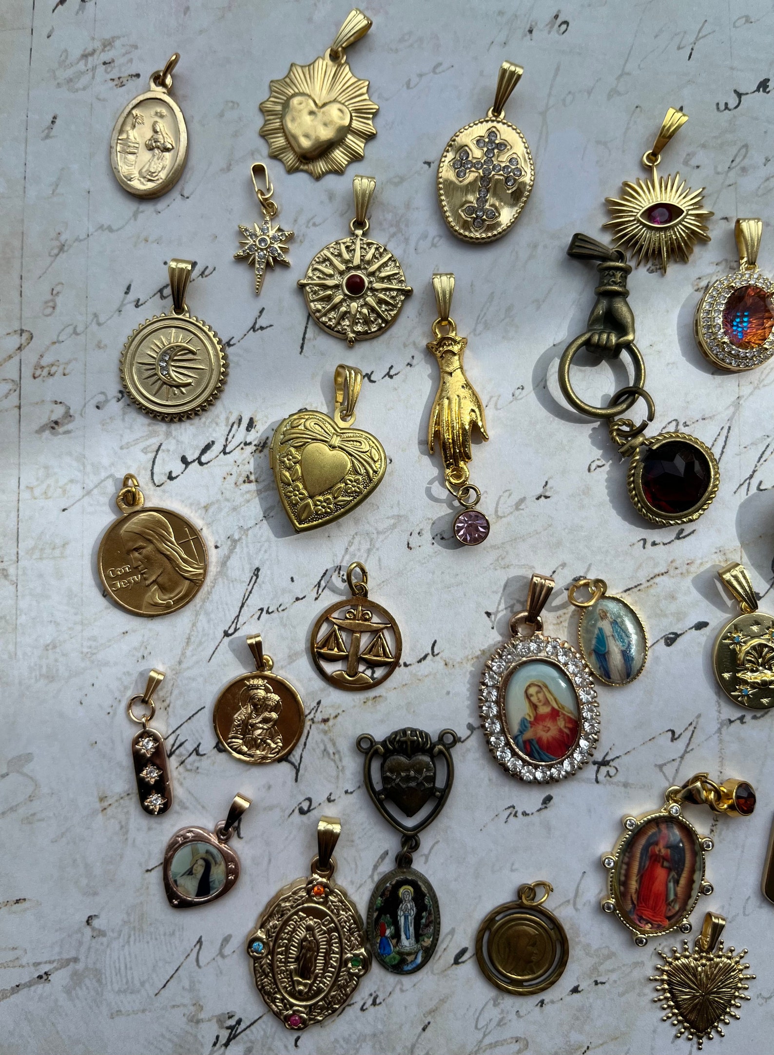 Lovely French Vintage Style Golden Stylish Charms Metals Crystals 22 ...