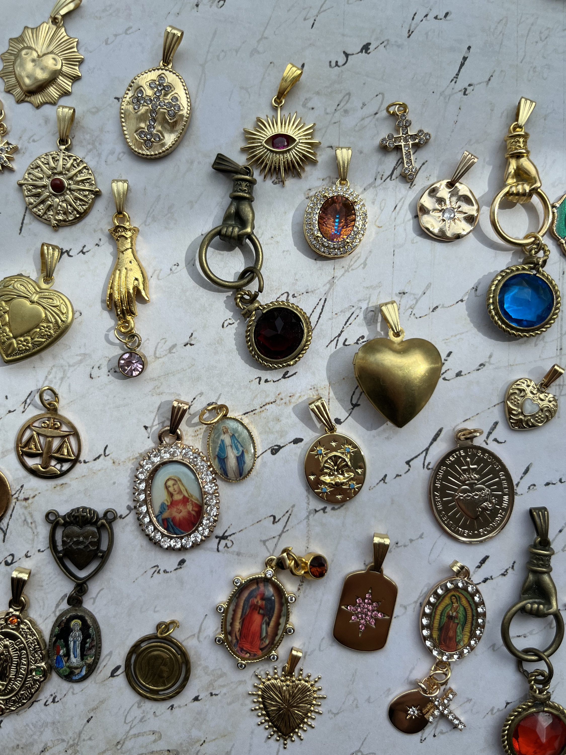 Lovely French Vintage Style Golden Stylish Charms Metals Crystals 22 ...