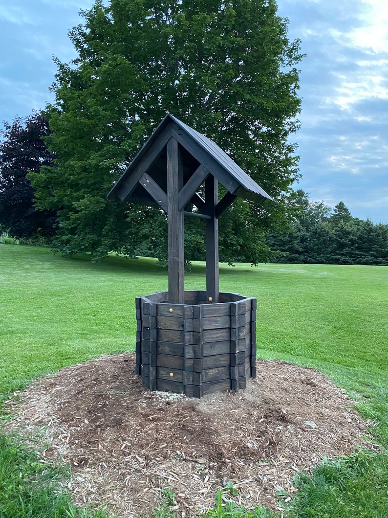 Wishing Well Woodworking Plans - Etsy