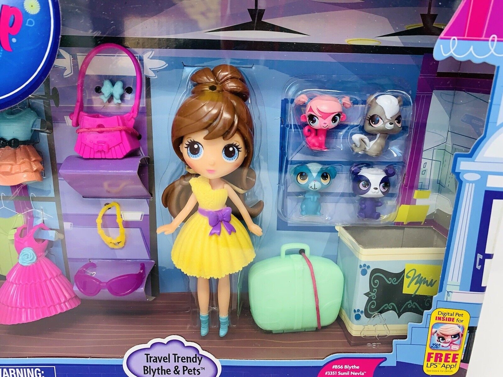 RARE NEW Littlest Pet Shop Travel Trendy Set Blythe Penny Minka LPS ...