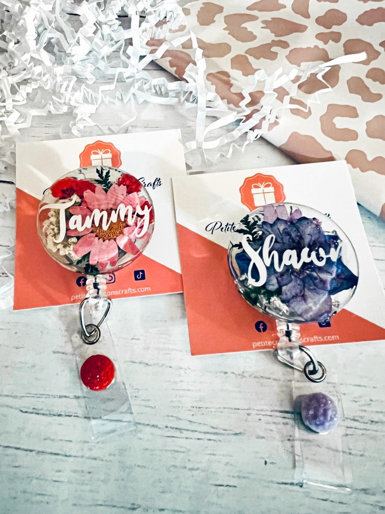 Pressed Flower Badge Reel Personalized Floral Badge Reel RN - Etsy