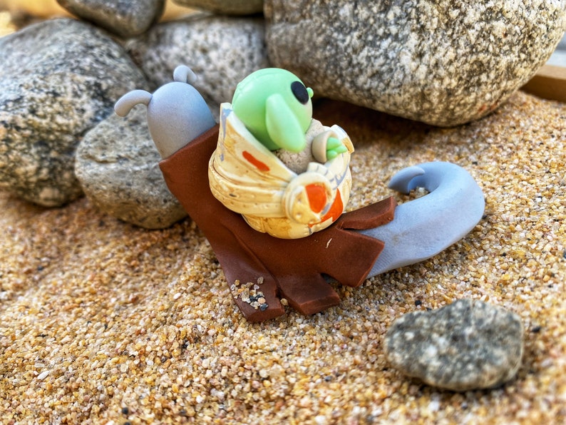 Fanart Mandalorian Baby Yoda Grogu Polymer Clay Snail - Etsy