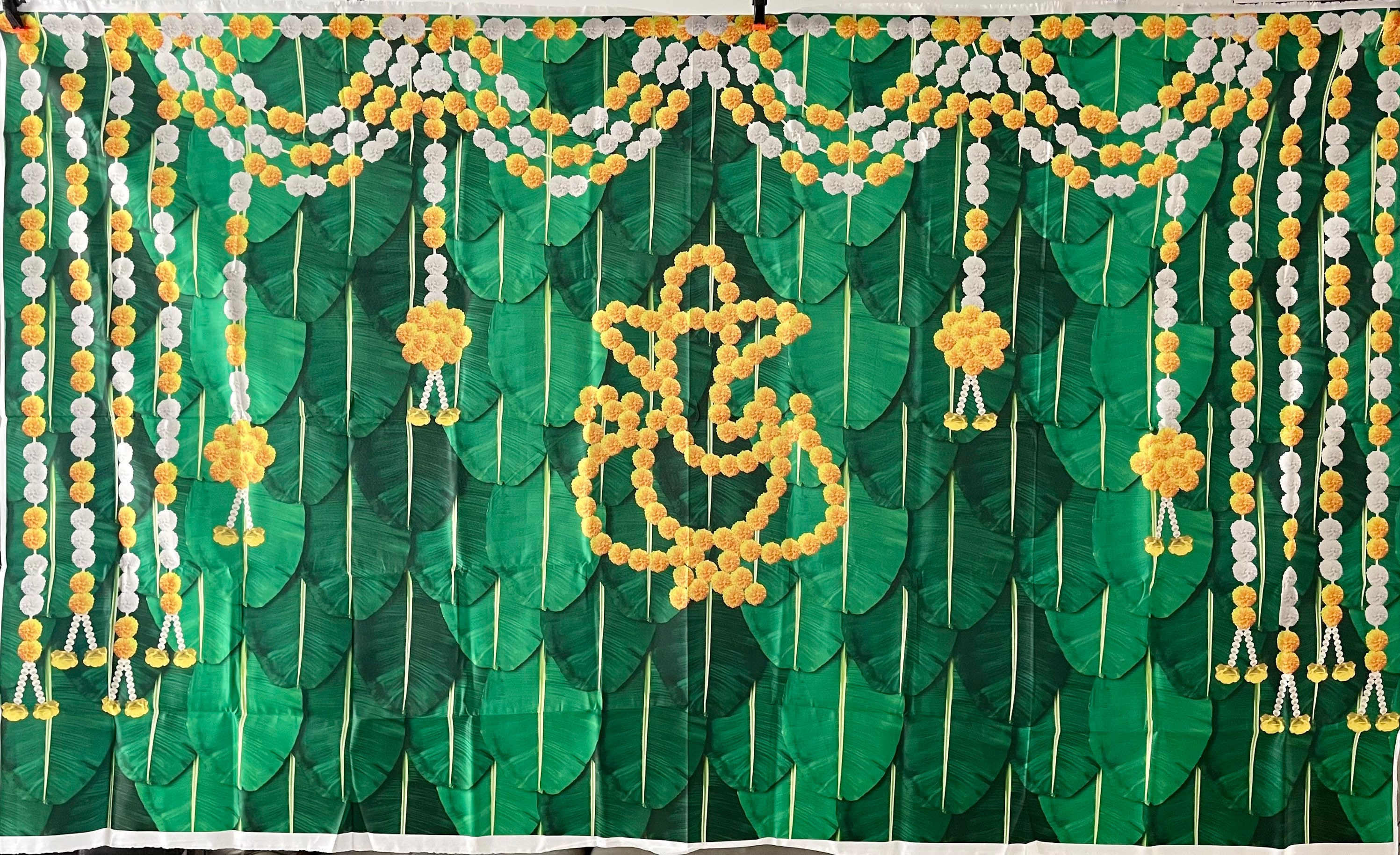 Banana Leaf Decorating Ideas