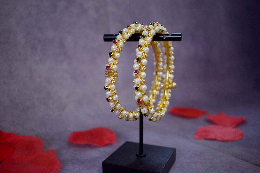 Set of 2 Indian Traditional Golden Stone Bangles/ Maharastrian Moti ...