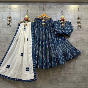 Navratri Garba Chaniya / Lehenga Choli Set Traditional - Etsy