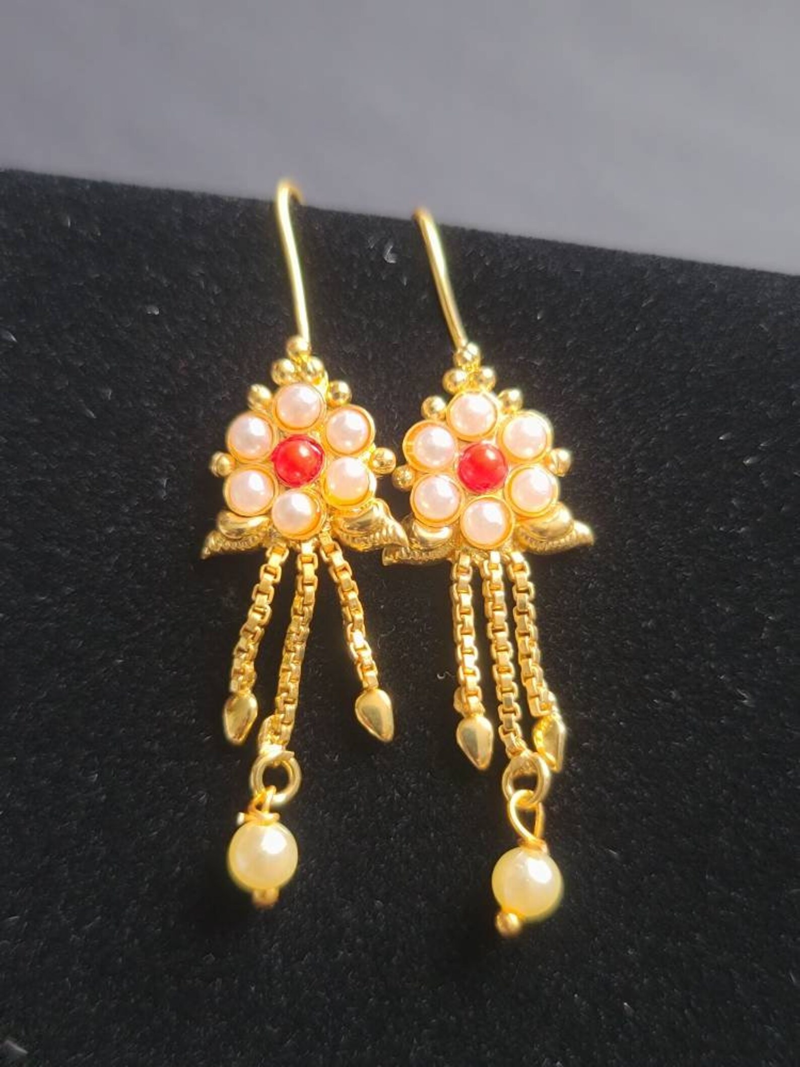 Indian Maharashtrian Bugadi / Earcuff / Clip on Ear Cuff - Etsy