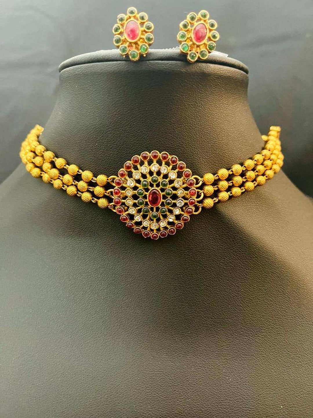 Radiant Elegance: Golden Beads and Crystal Stones Choker Necklace Set ...