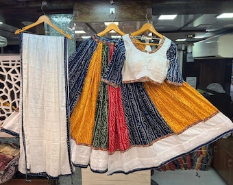 Navratri Garba Chaniya / Lehenga Choli Set Traditional Indian Festival ...