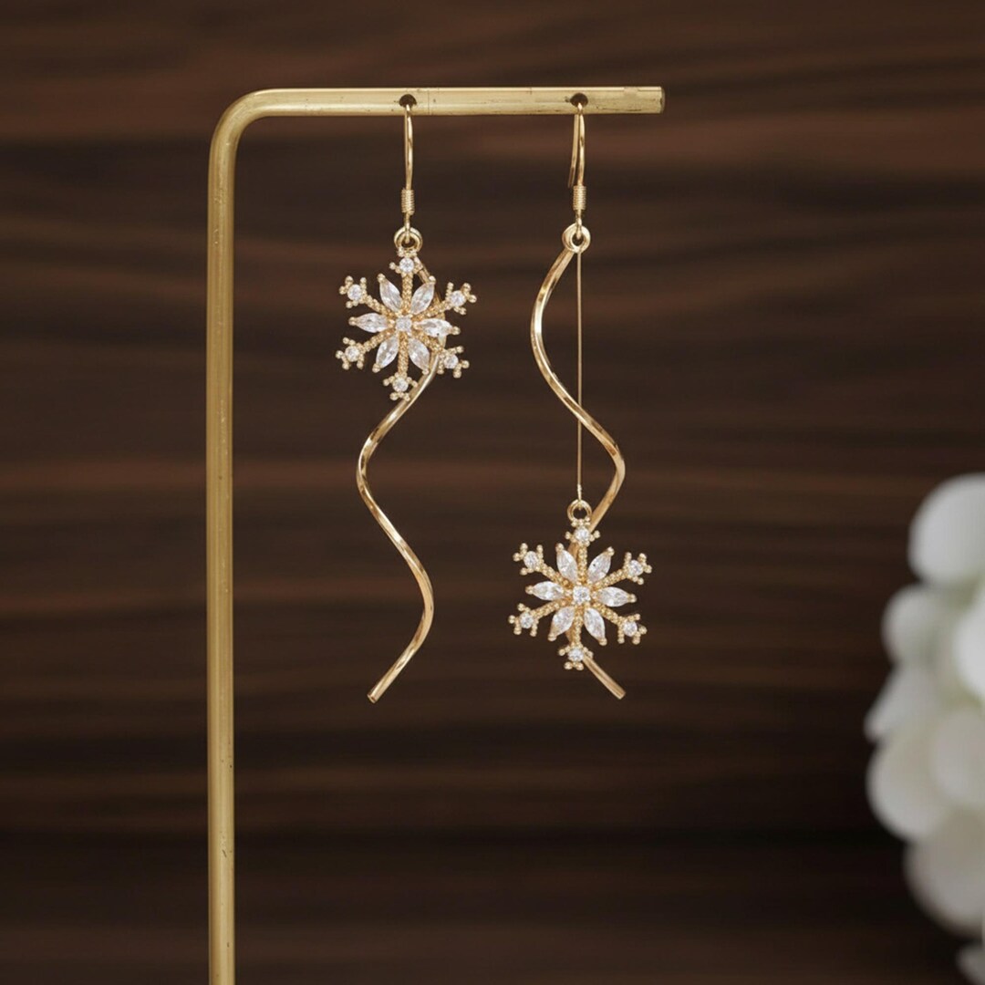 14K Gold Snowflake Dangle Earrings, Winter Snowflake Jewelry, Round ...