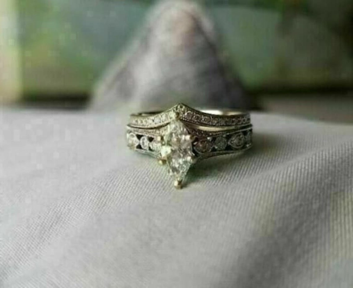 Vintage Style Antique Women's Ring Set, Marquise With Round Cut ...