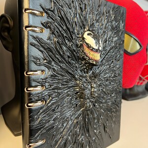 Raimi Spiderman Venom Notebook 3D Printed Hand Painted Sculpture Relief ...