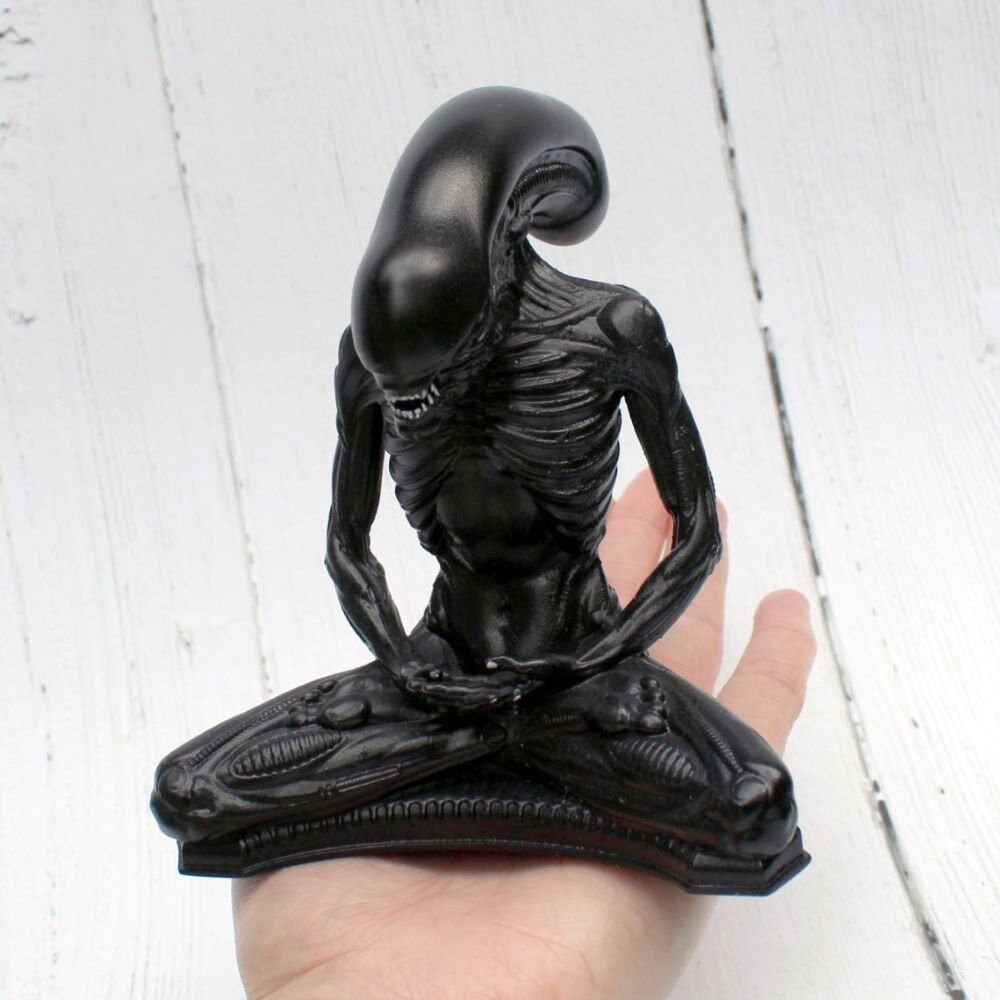 Alien Xenomorph Meditation Alien Xenomorph Bust Alien - Etsy