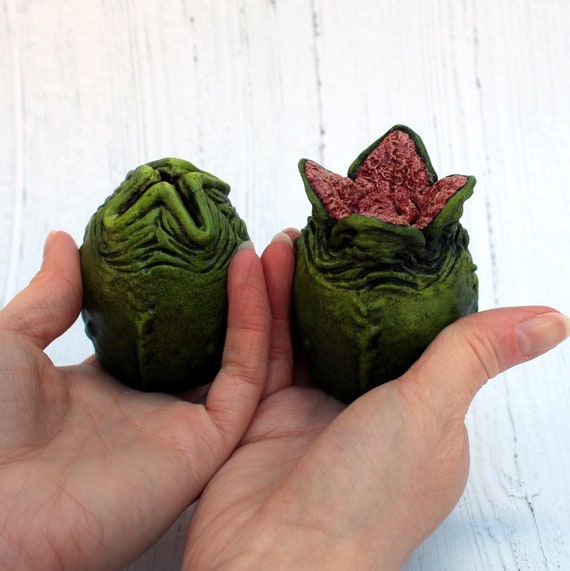 Alien Egg Alien Film Egg Alien Ovomorph Green Alien Egg - Etsy UK
