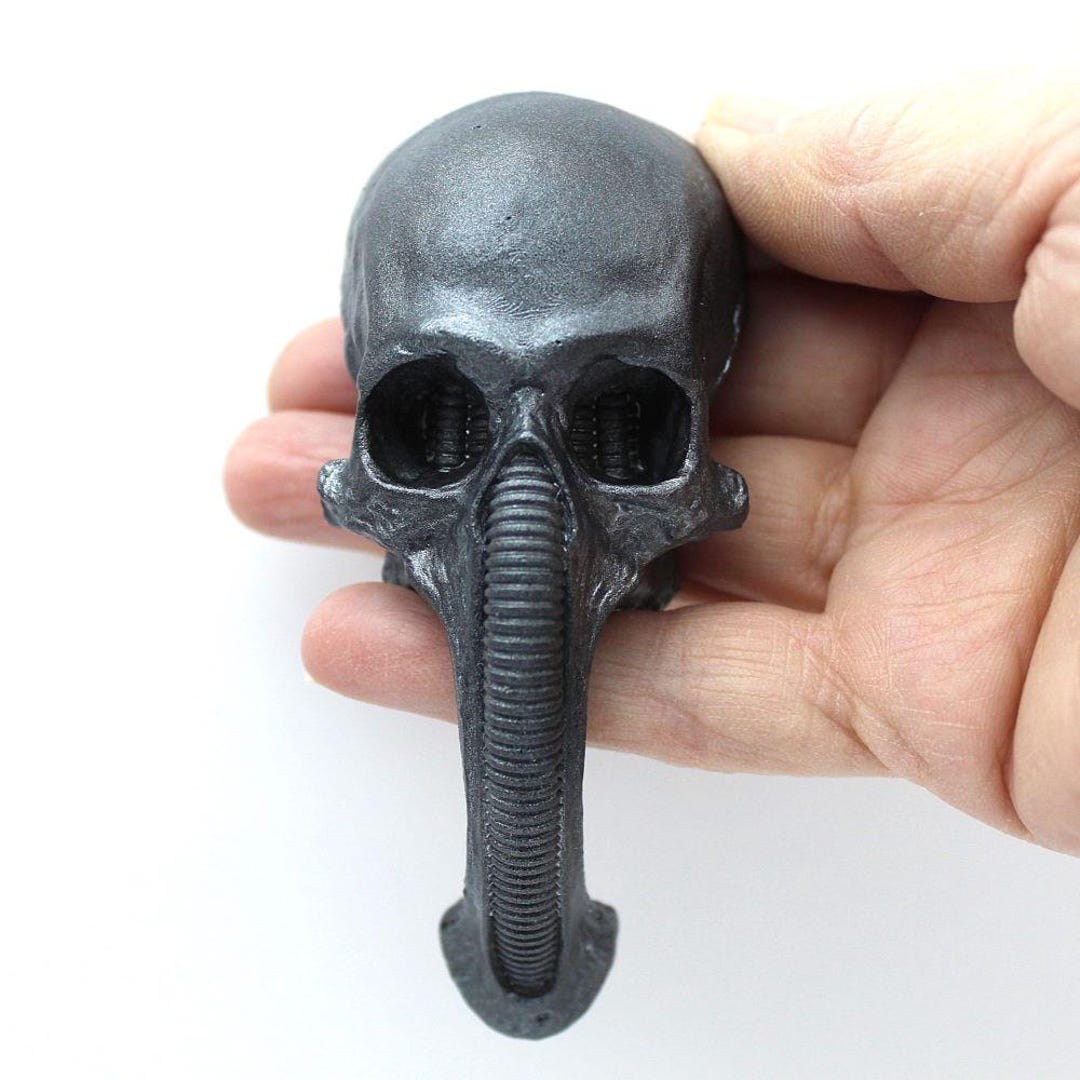 H.R. Giger Biomechanical Skull FRIDGE MAGNET Giger Alien Snail Figurine ...